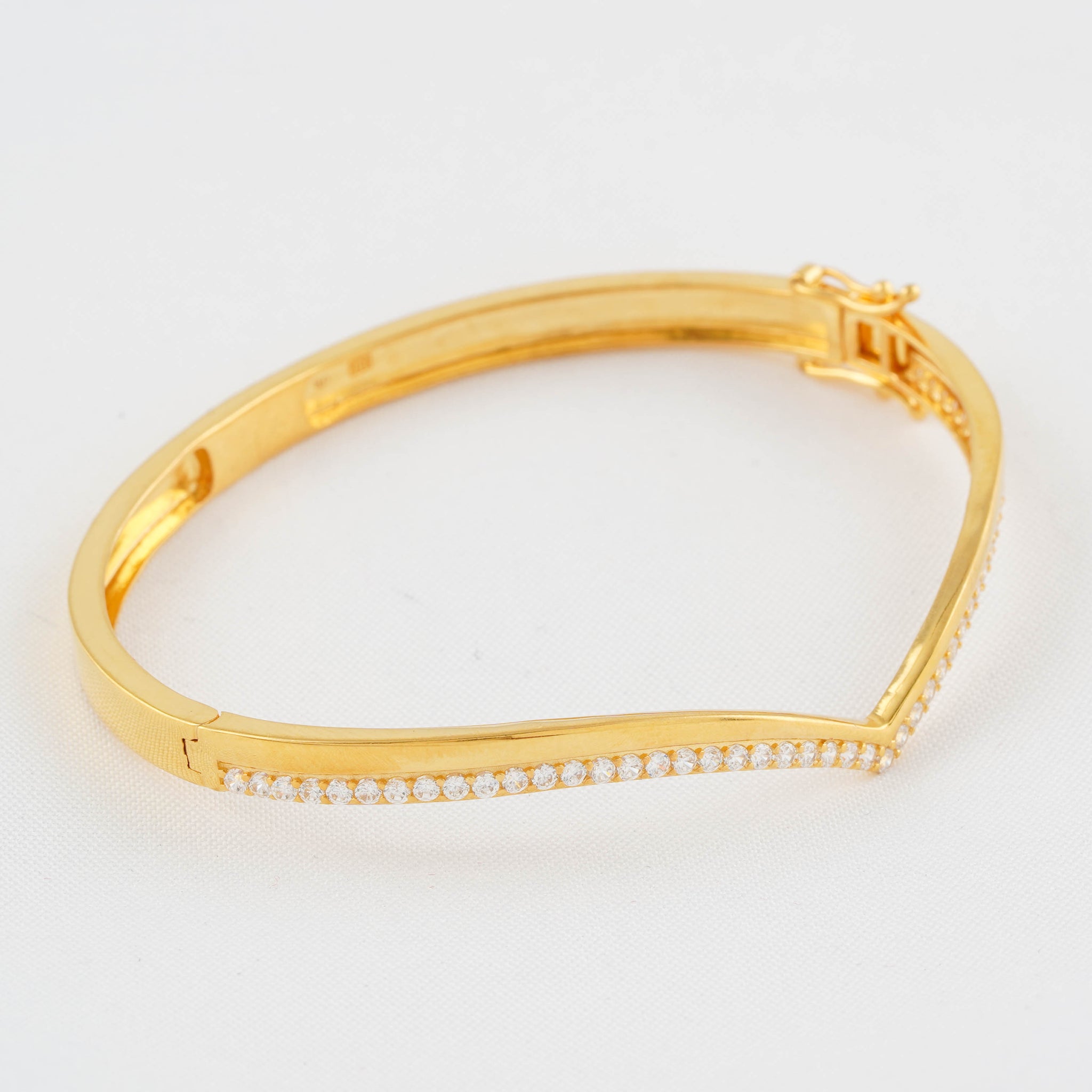 Exclusive Bangles – Kedai Emas Sri Tanah Merah